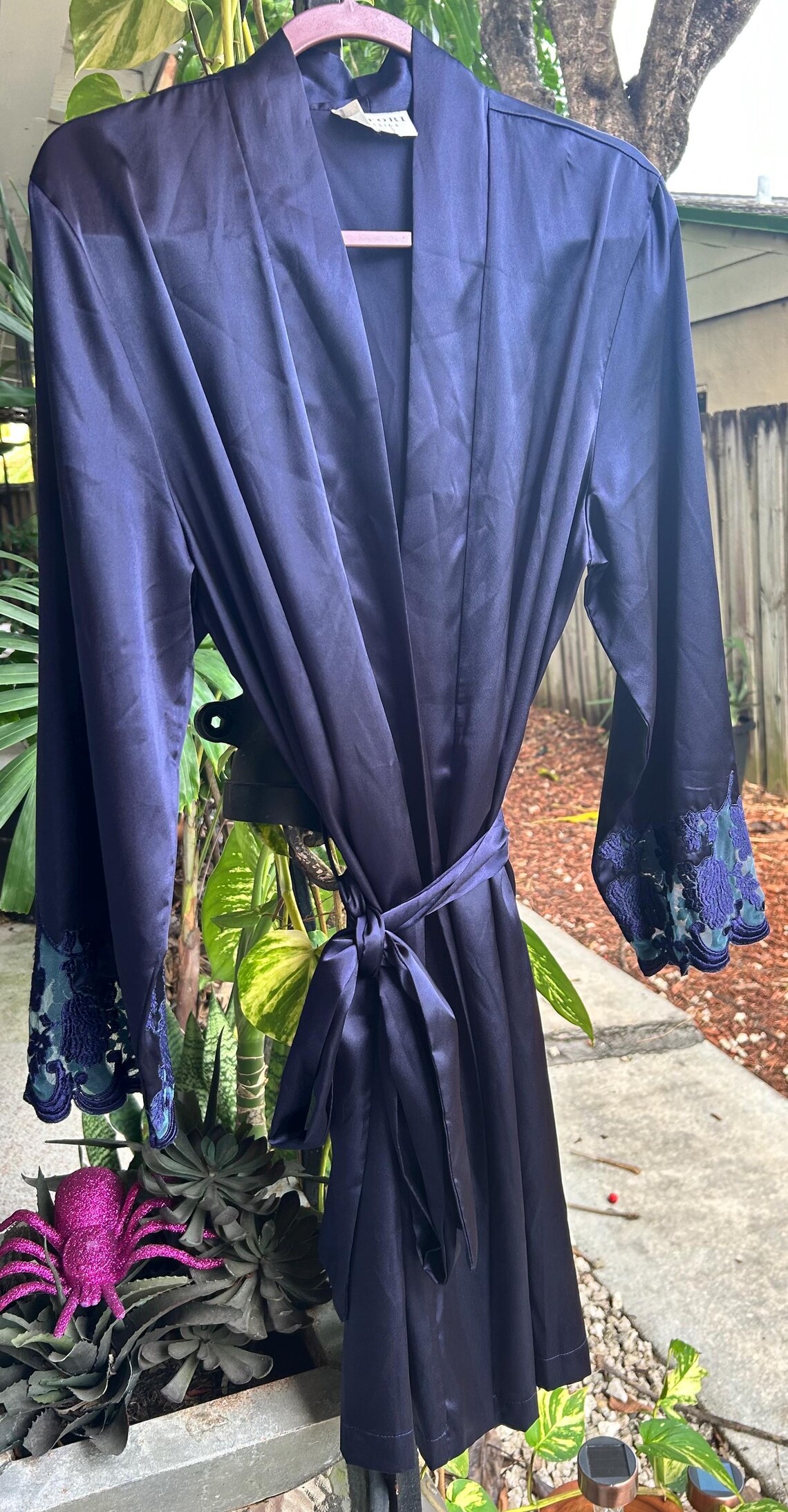 Natori Classics Blue Satin Kimono Style Robe Belt Pockets Lace Accent ...