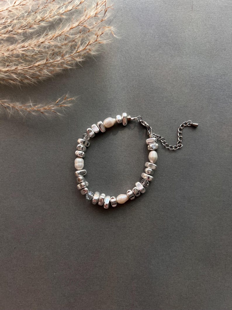 Hematite Bracelet With Freshwater Pearls, Elegant Minimalist Jewelry - Etsy