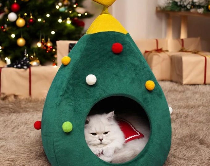 Christmas Sleigh Pet Bed, Personalised Cat or Small Dog Novelty Bed ...