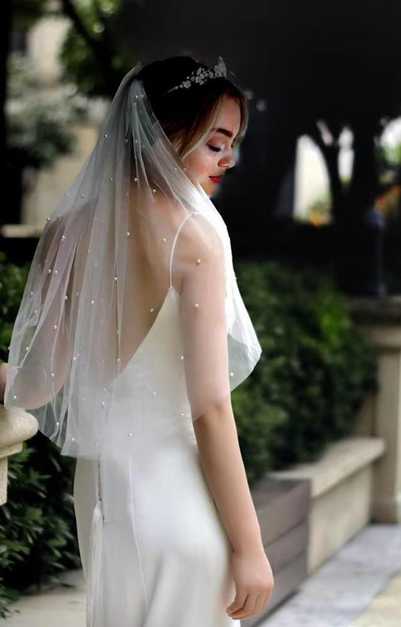 Pearl Wedding Veil, Scattered Pearl Bridal Veil, Soft Tulle Veil ...