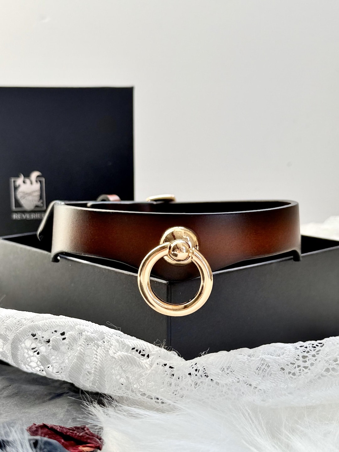 REVERIEE Handmade Leather O-ring Collar – Adjustable Choker Necklace in ...