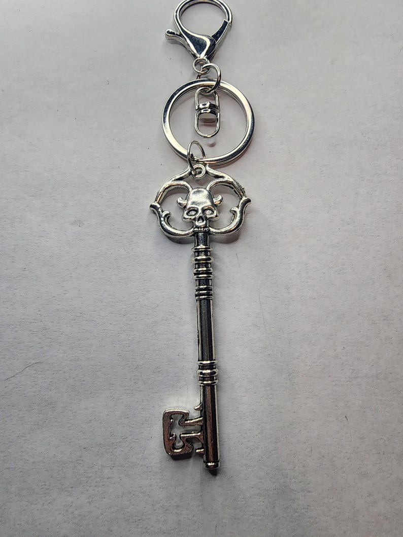 6 Varieties Steampunk Key Keychain, Vintage Skeleton Key Ring, Gothic ...