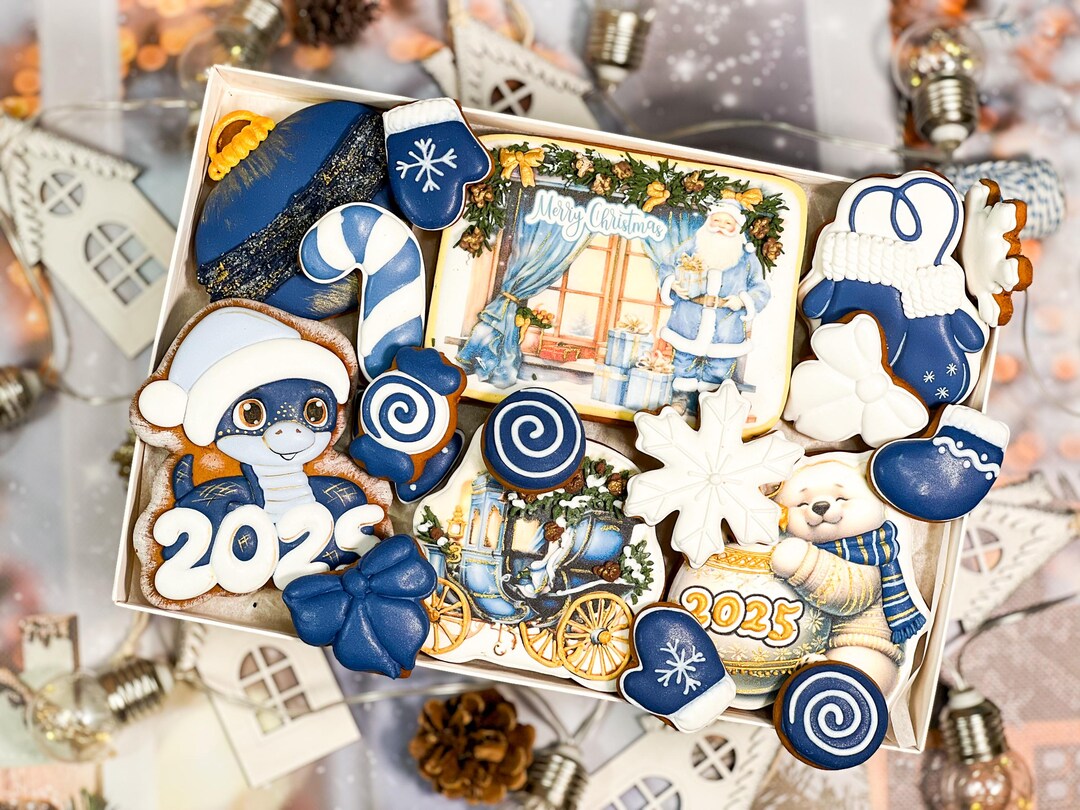 Holiday Edible Decoration, Gingerbread Seasonal Cookies, Christmas ...