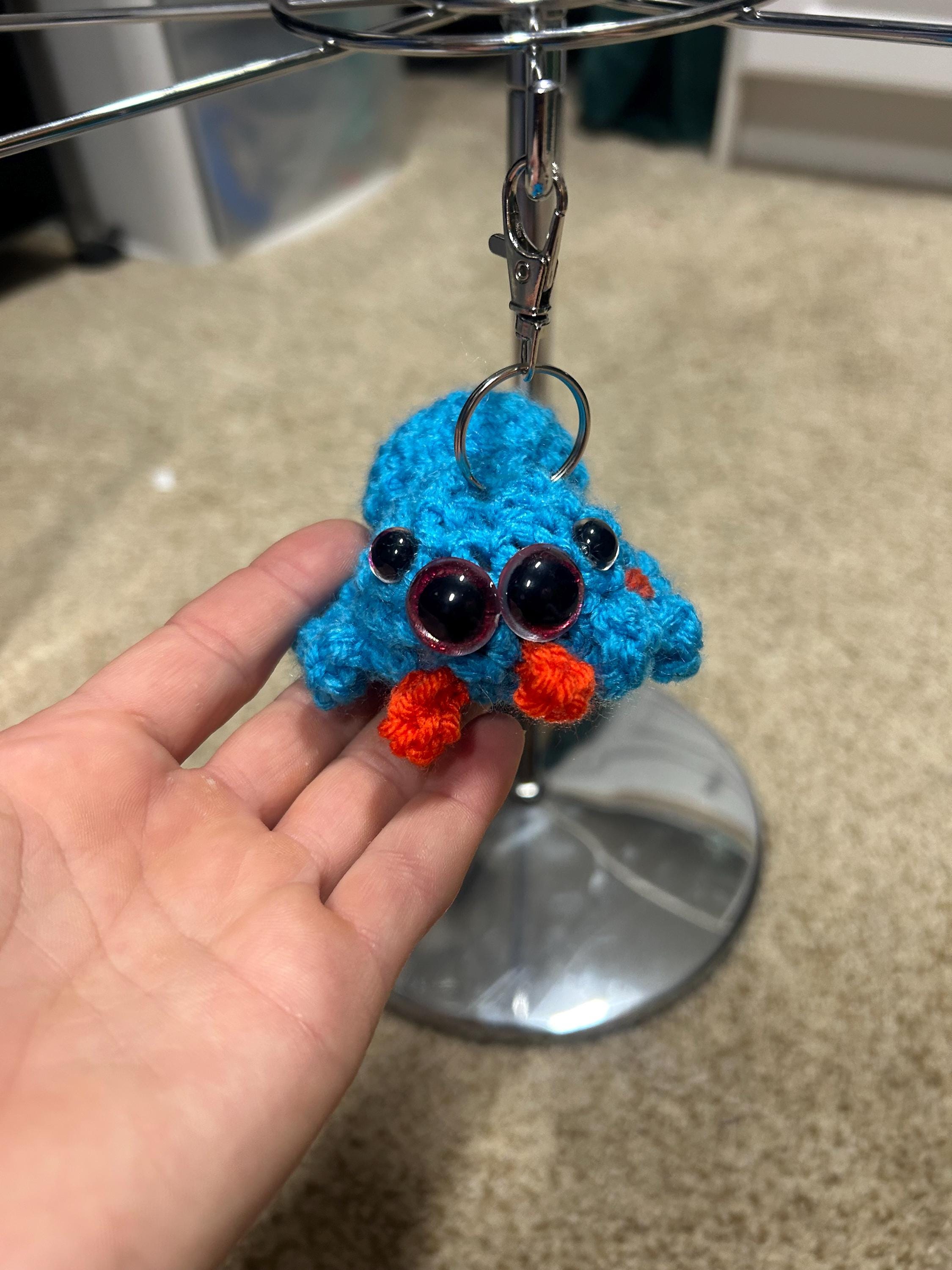 Jumping Spider Keychain - Etsy