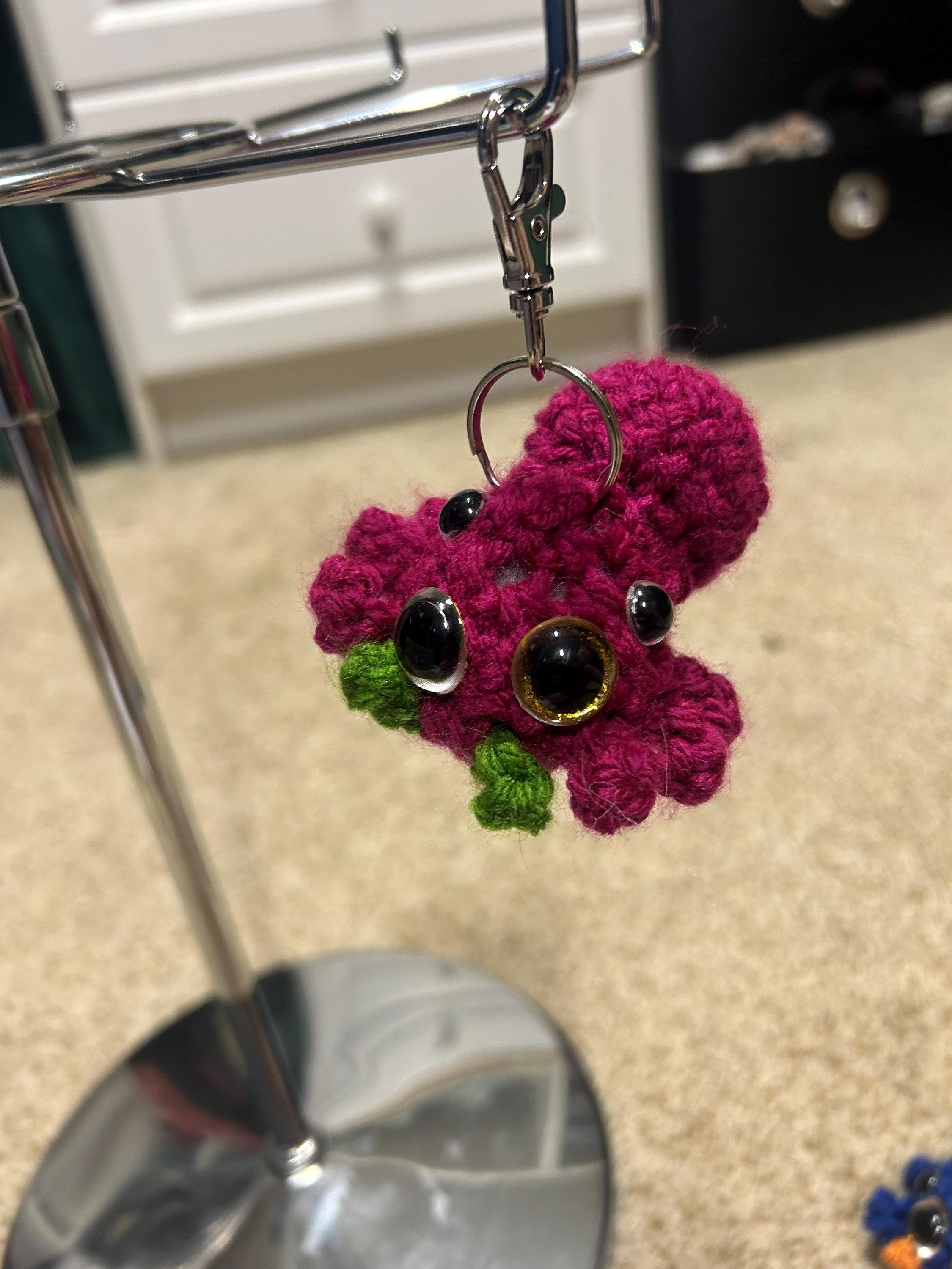 Jumping Spider Keychain - Etsy