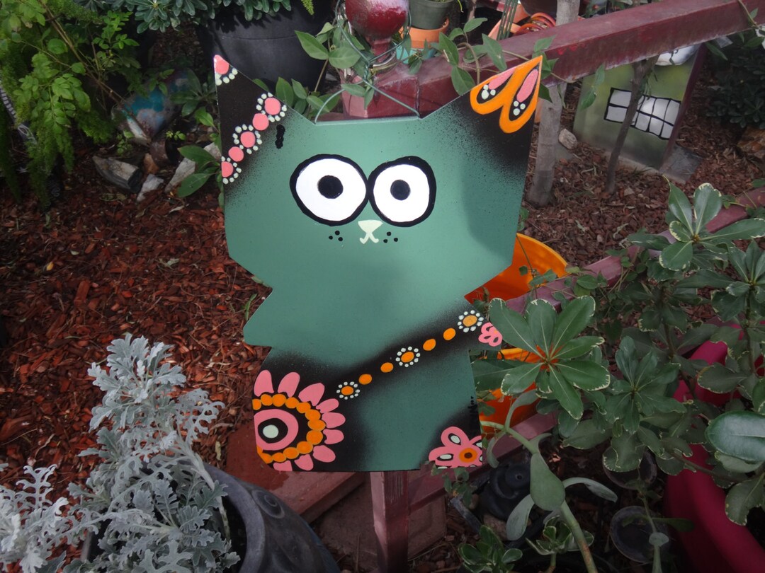 Banjo Cat: Good Luck, Good Laugh, Good Kitty, Metal Cat Sign Yard Art ...