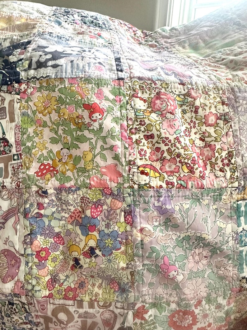 Hello Kitty and Sanrio Character Baby Quilt - Etsy