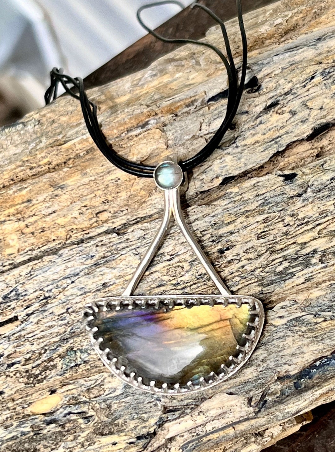 Purple and Gold Flash Labradorite Pendant - Etsy