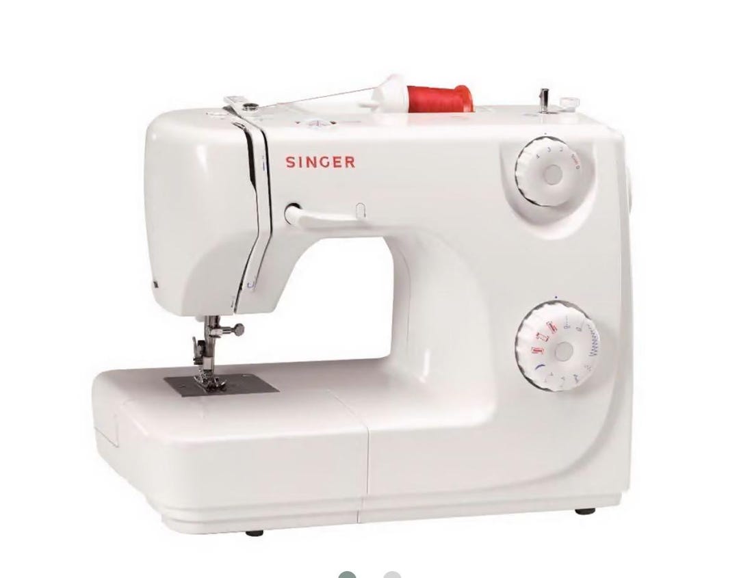 Singer Prelude Sewing Machine 8280 W/ Accessories, Cover, Manual, Pedal ...