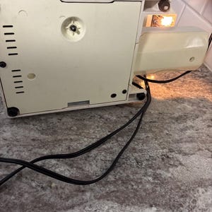 SINGER Merritt 4528 Sewing Machine Heavy Duty- Free Arm, Tested Works W ...