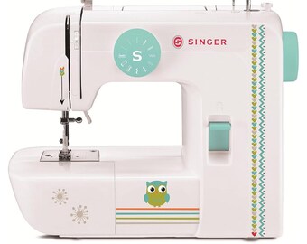 Janome 124 Electric Sewing Machine Small Mini Compact Lightweight 5 Lbs ...