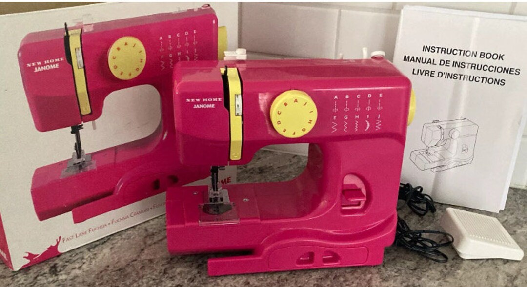 Janome New Home Fast Lane Fuchsia 525B Sewing Machine Works Great W ...