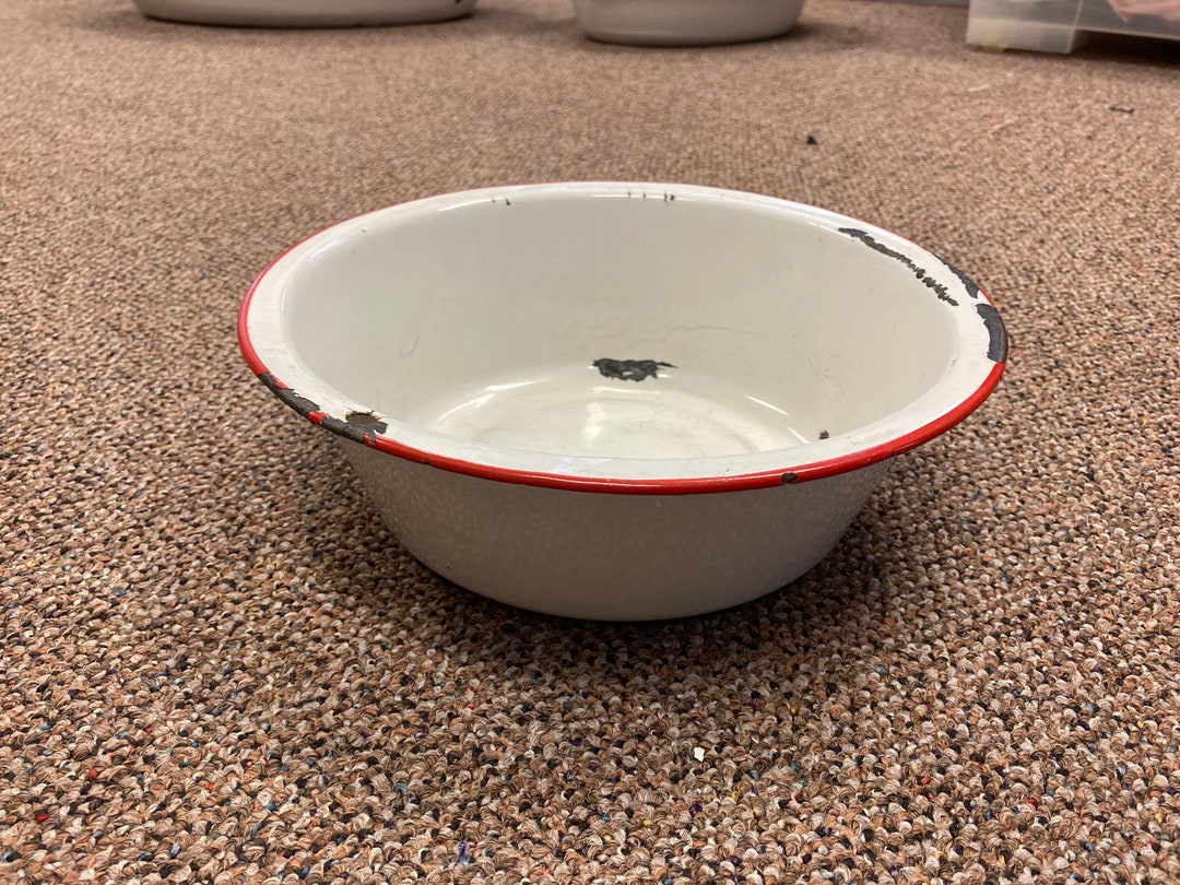 Vintage Enamel Bowl With Red Trim - Etsy