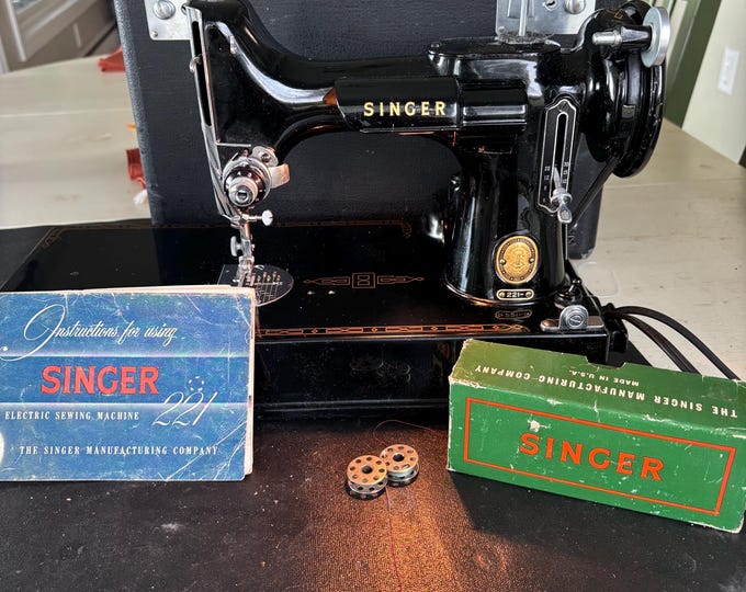 Vintage Singer Featherweight 221 Sewing Machine 1956 W/case, Manual ...