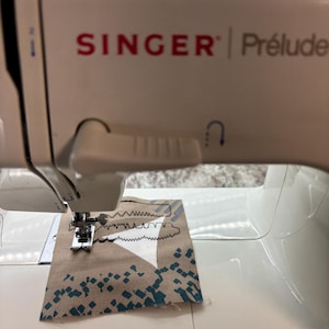 Singer Prelude Sewing Machine 8280 W/ Accessories, Cover, Manual, Pedal ...