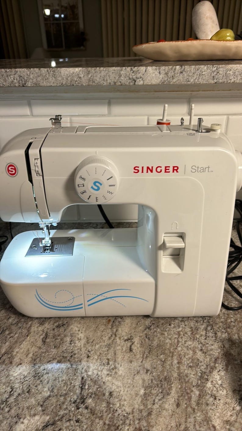 SINGER Start 1304 Sewing Machine, 6 Built-in Stitches, Free Arm, Extras ...