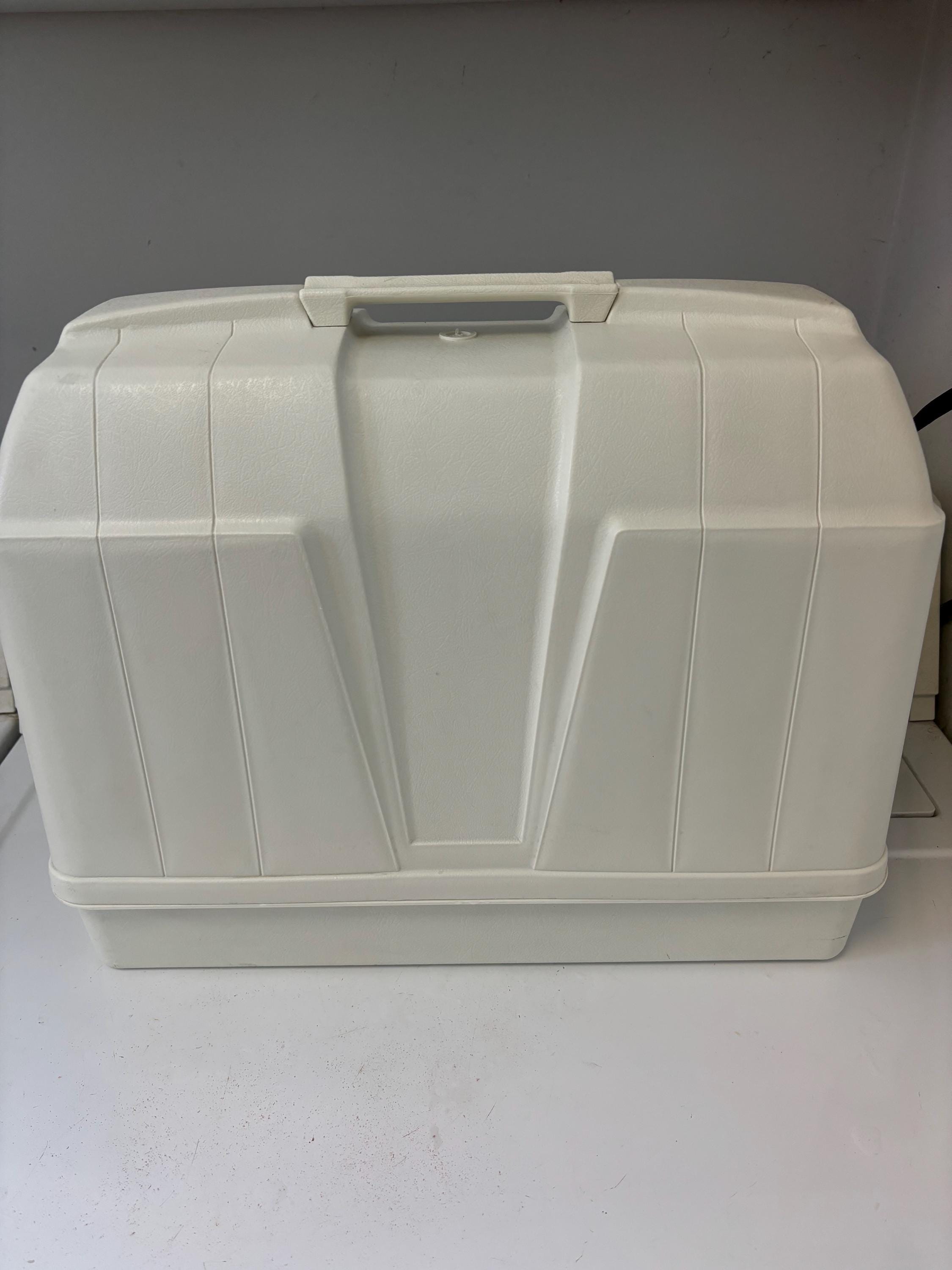 Vintage Hard Shell, Sewing Machine Case- Fits Full Size Standard Sewing ...