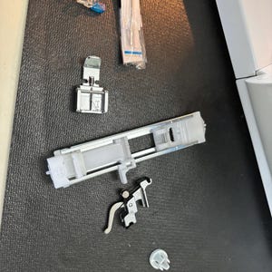 SINGER SIMPLE Sewing Machine Model 3116- Works Great- Includes Pedal ...