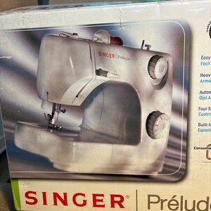 Singer Prelude Sewing Machine 8280 W/ Accessories, Pedal, Original Box ...