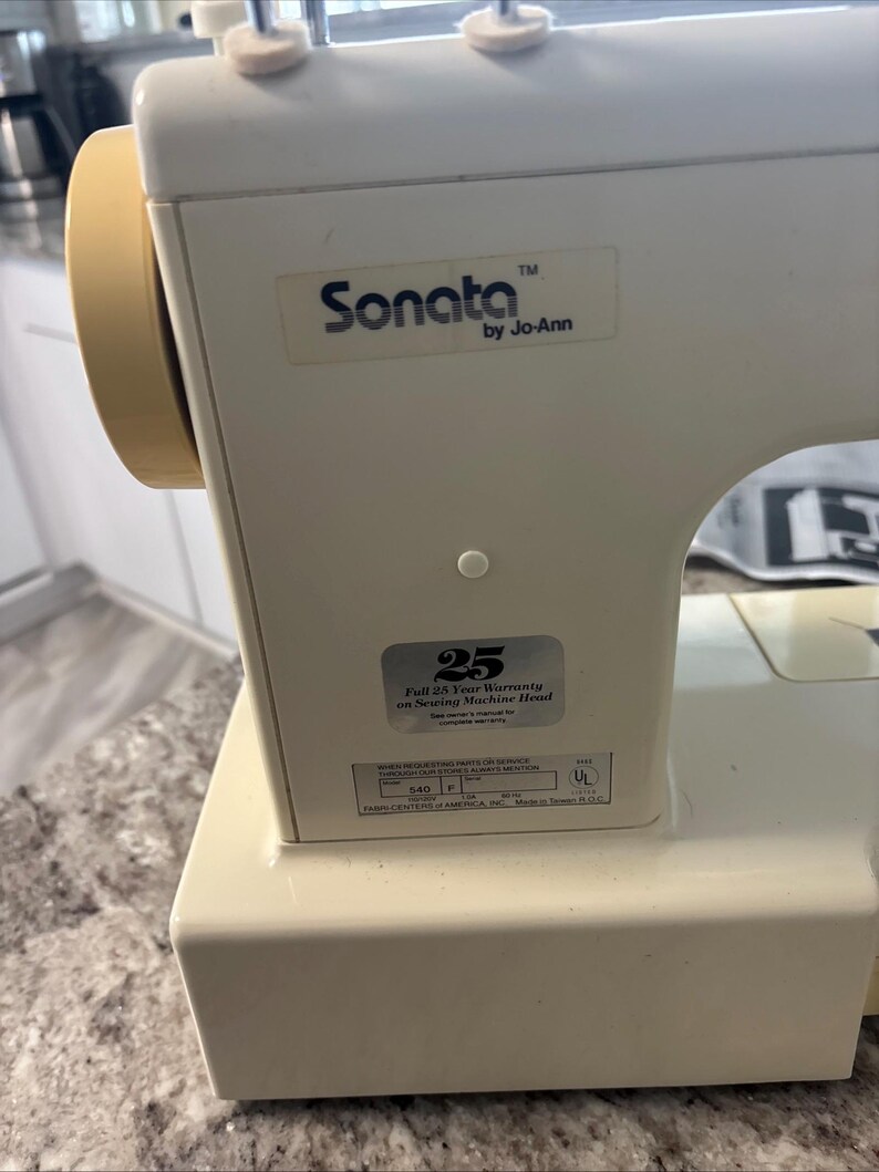 Vintage Sonata 540 Sewing Machine Metal, Heavy Duty! Free Arm, Zigzag ...