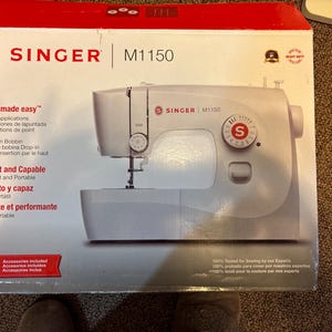 Singer Sewing Machine M1150- With Accessories! Free Arm, 45 Stitch ...