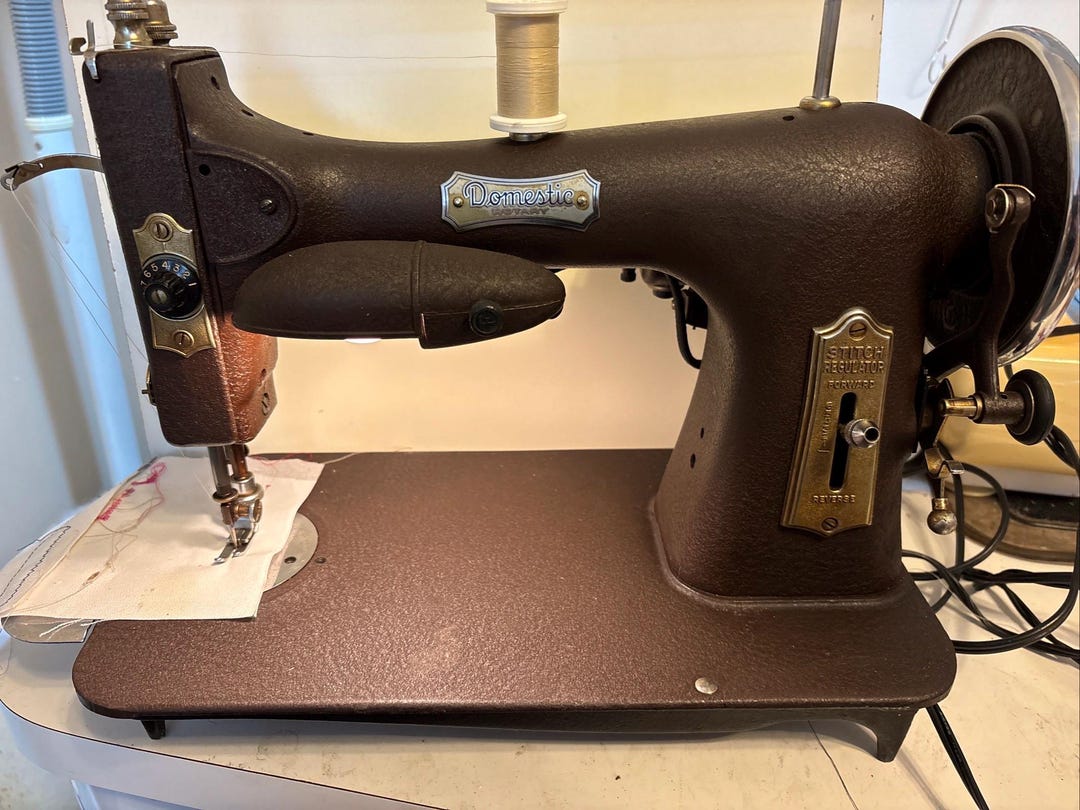 Vintage 1920’s Domestic Rotary Electric Sewing Machine 151 W/ Pedal ...