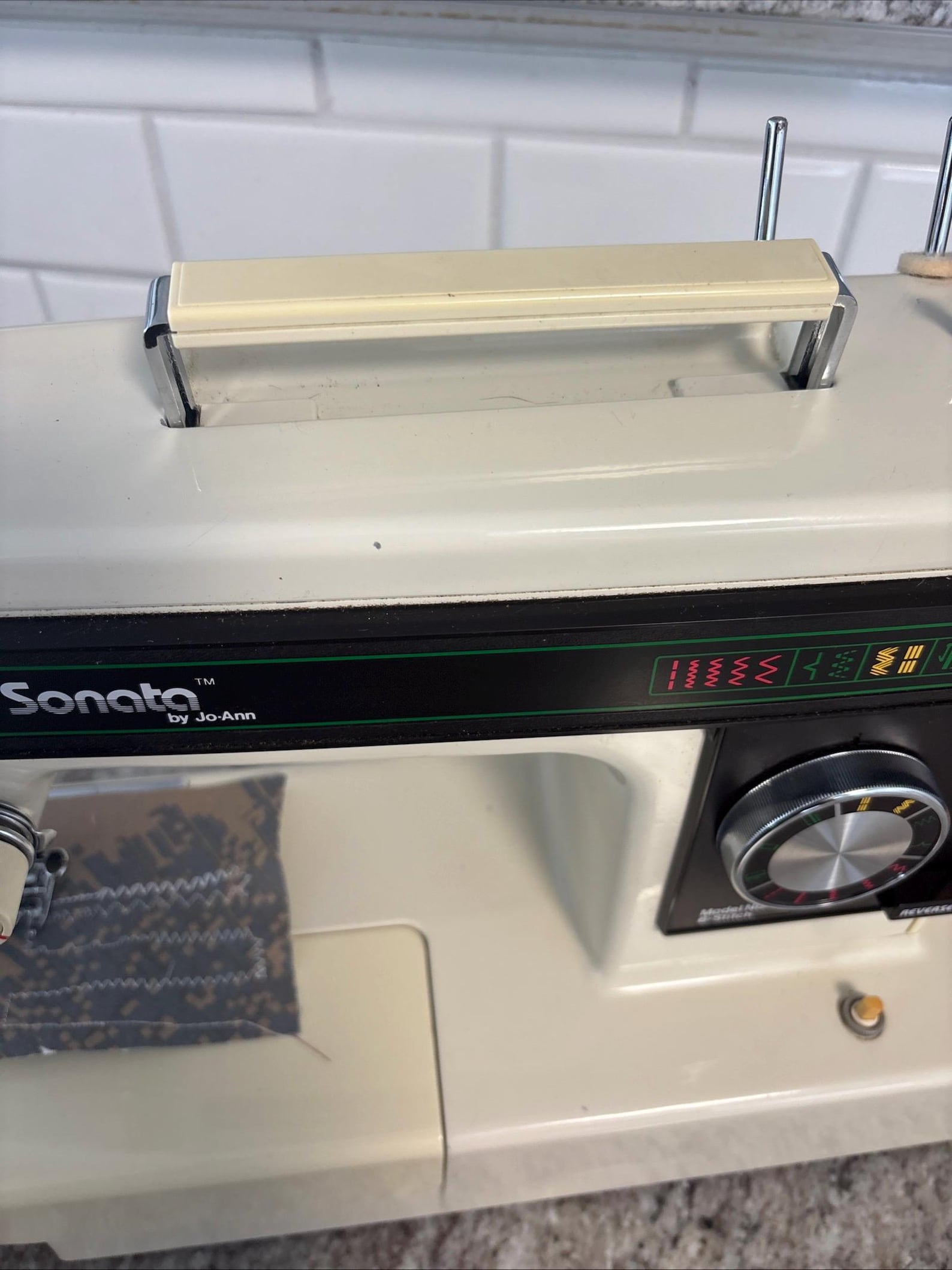 Vintage Sonata 540 Sewing Machine Metal, Heavy Duty! Free Arm, Zigzag ...