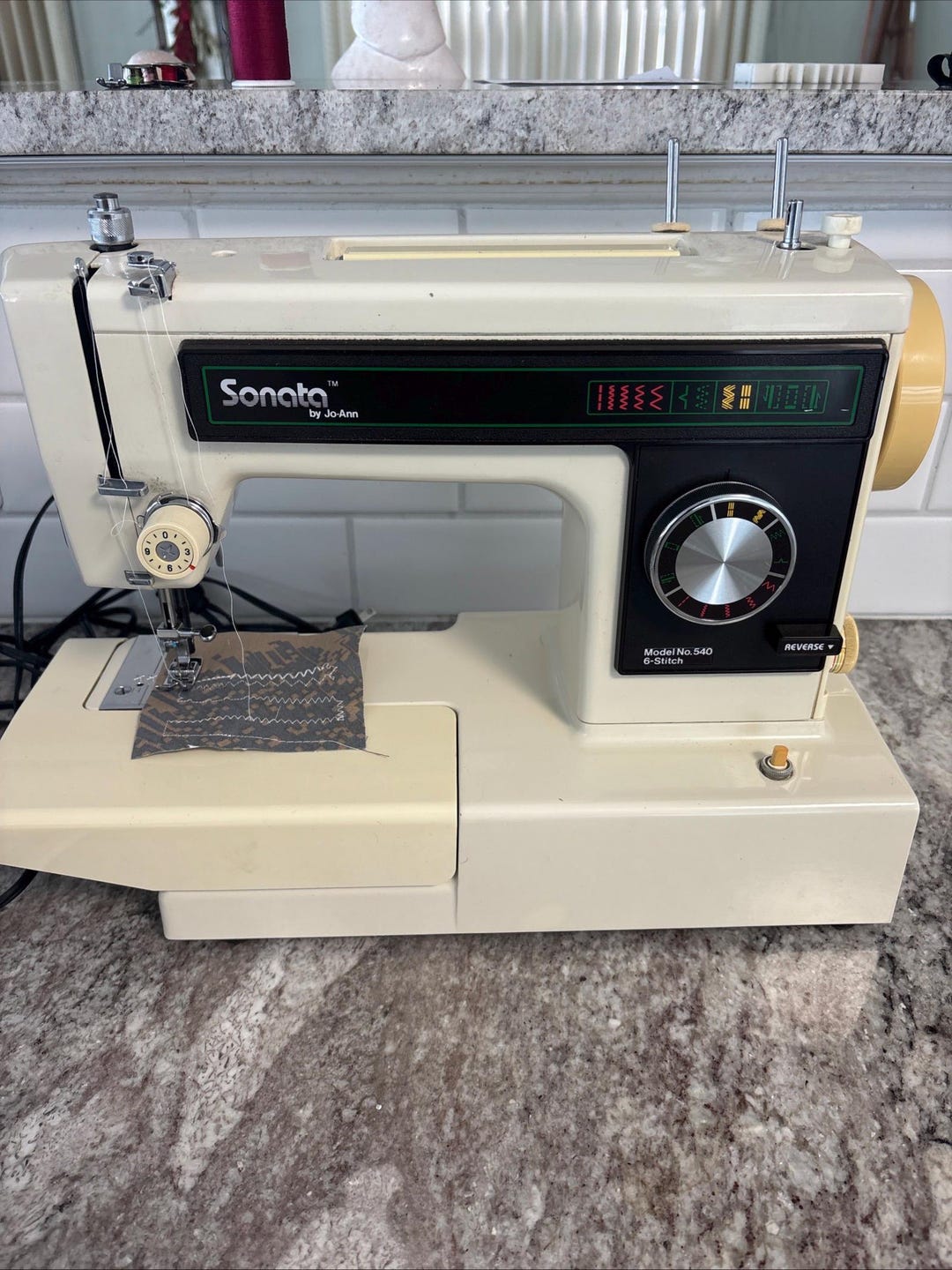 Vintage Sonata 540 Sewing Machine Metal, Heavy Duty! Free Arm, Zigzag ...