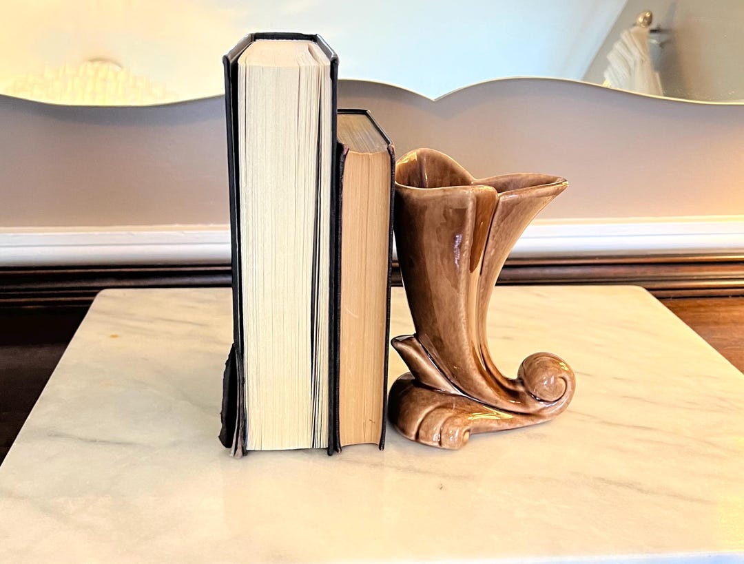 Vintage USA Pottery Vase/bookend - Etsy