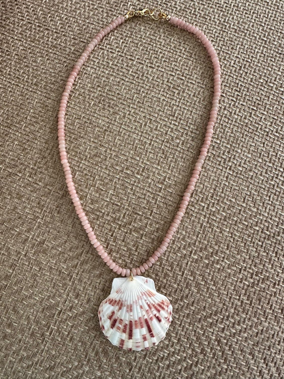 Pink and White Scallop Shell With Pink Opal Beads - Etsy