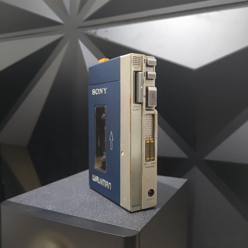 Sony Walkman Cassette Tape Player TPS-L2 Guardians of the Galaxy ...