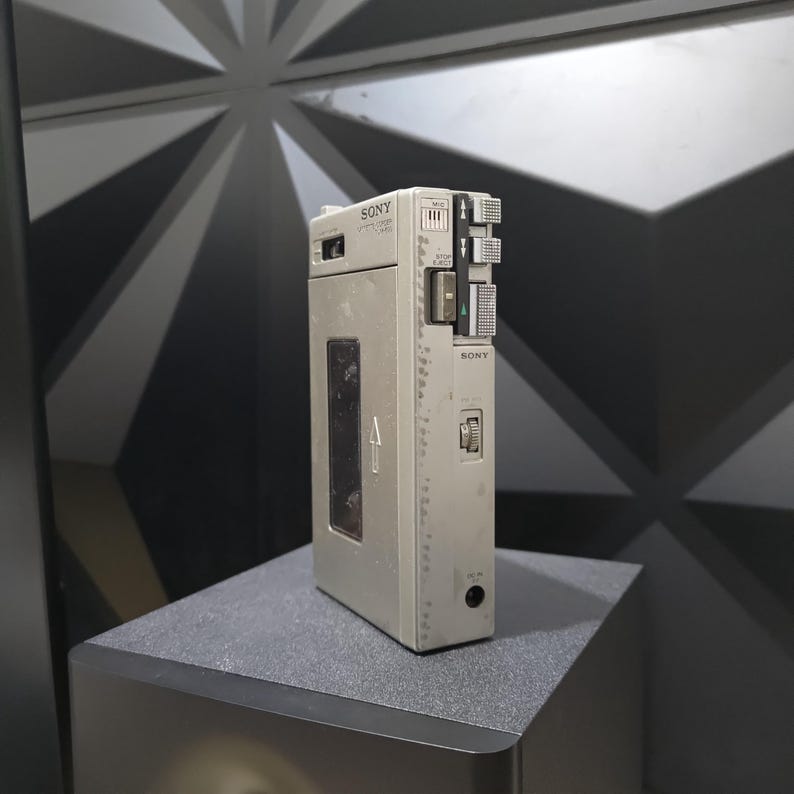 Cassette Tape Player: Sony Walkman TCM-600 Pre-walkman TPS-L2 - Etsy