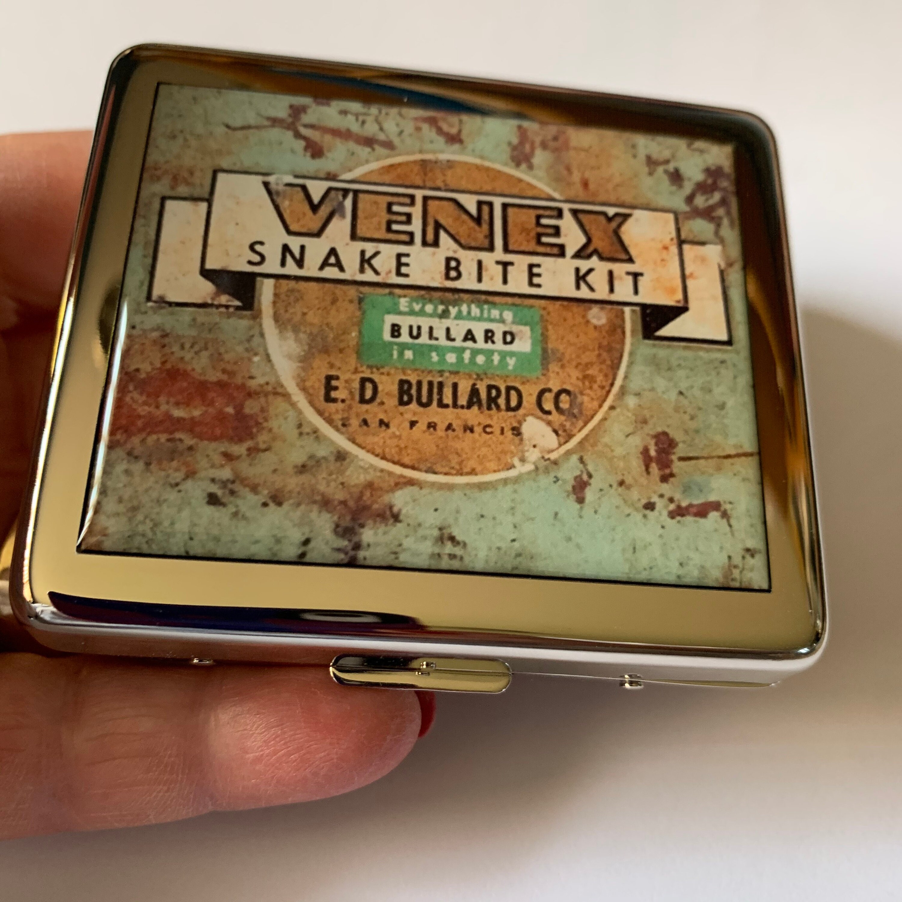 Vintage Snake Bite Kit Label 7 Day Pill Box With Mirror - Etsy