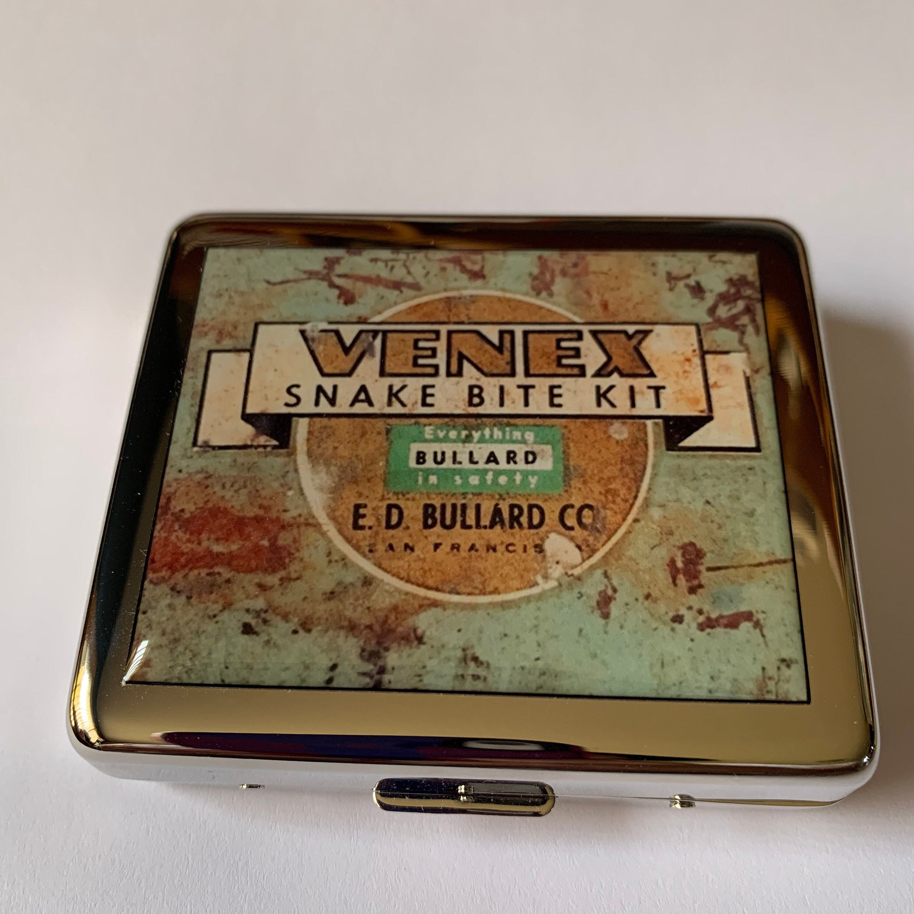 Vintage Snake Bite Kit Label 7 Day Pill Box With Mirror - Etsy