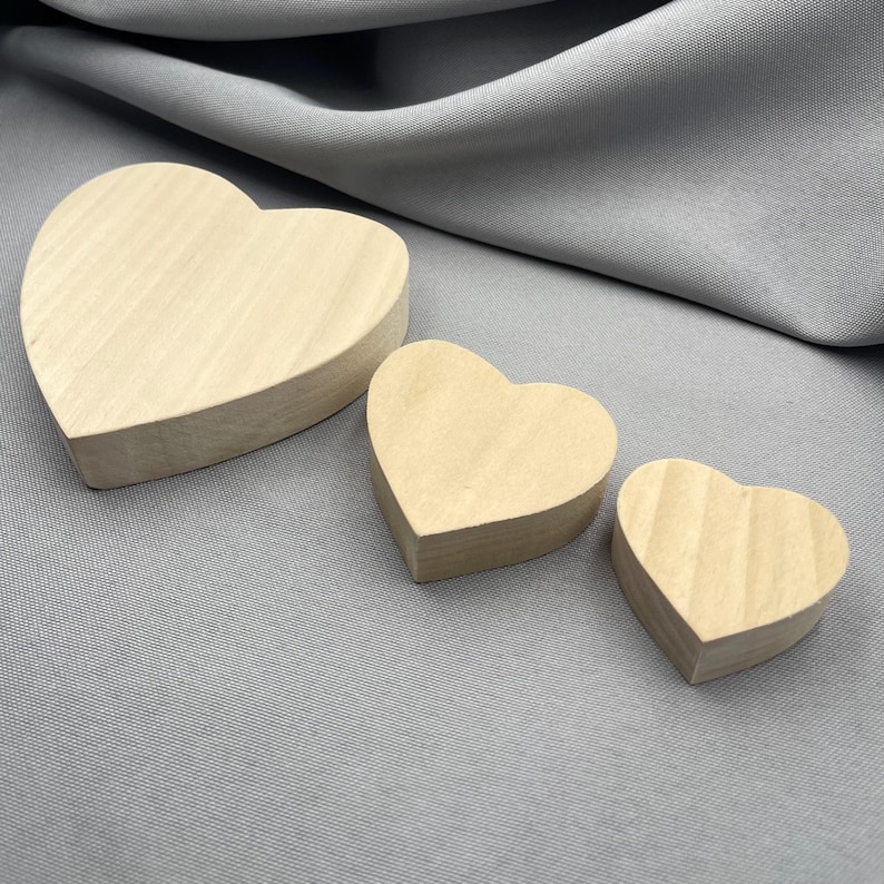 Wooden Heart Cutout, Unfinished Blank to Paint, Standing or Hanging ...