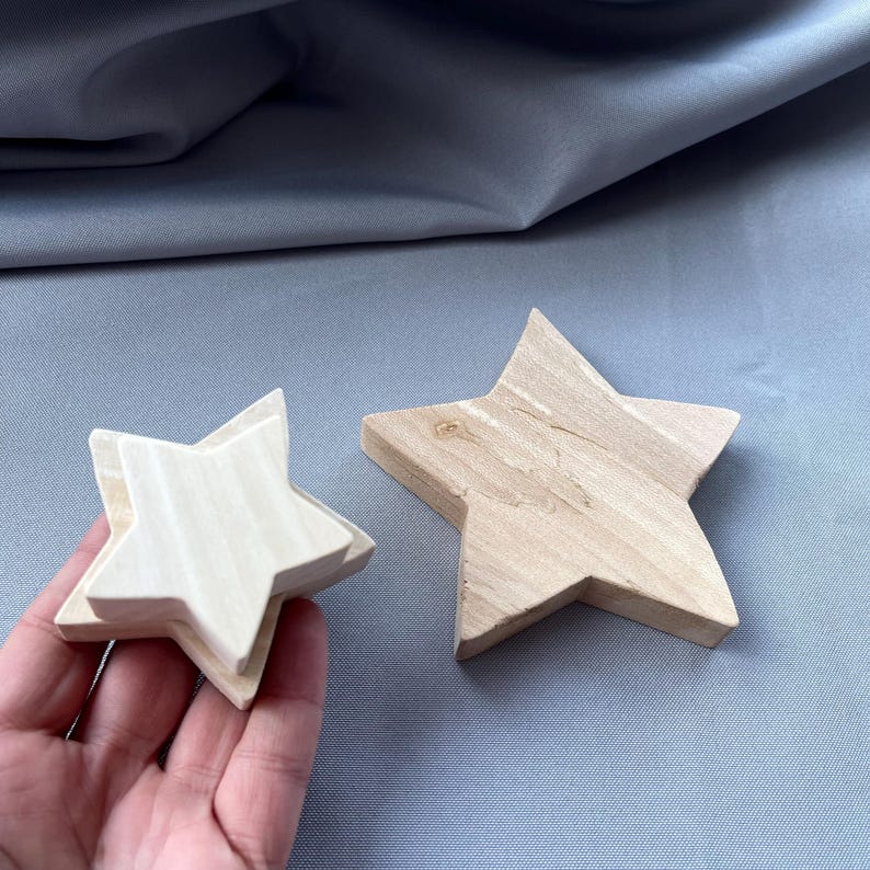 Wooden Assorted Unfinished Star, Cutout Free Standing Stars 3 Size ...