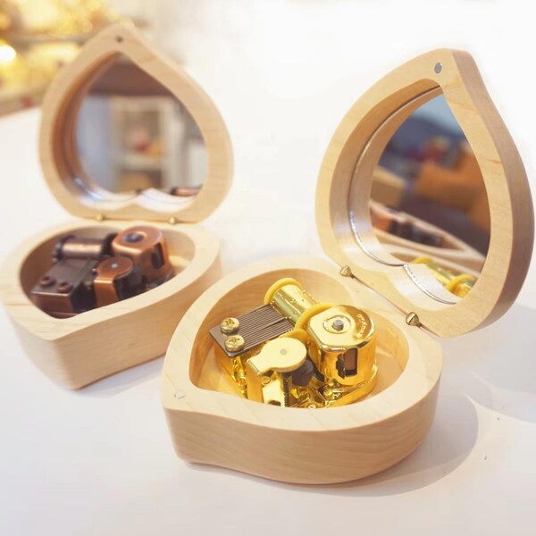 Heart Music Box - Etsy