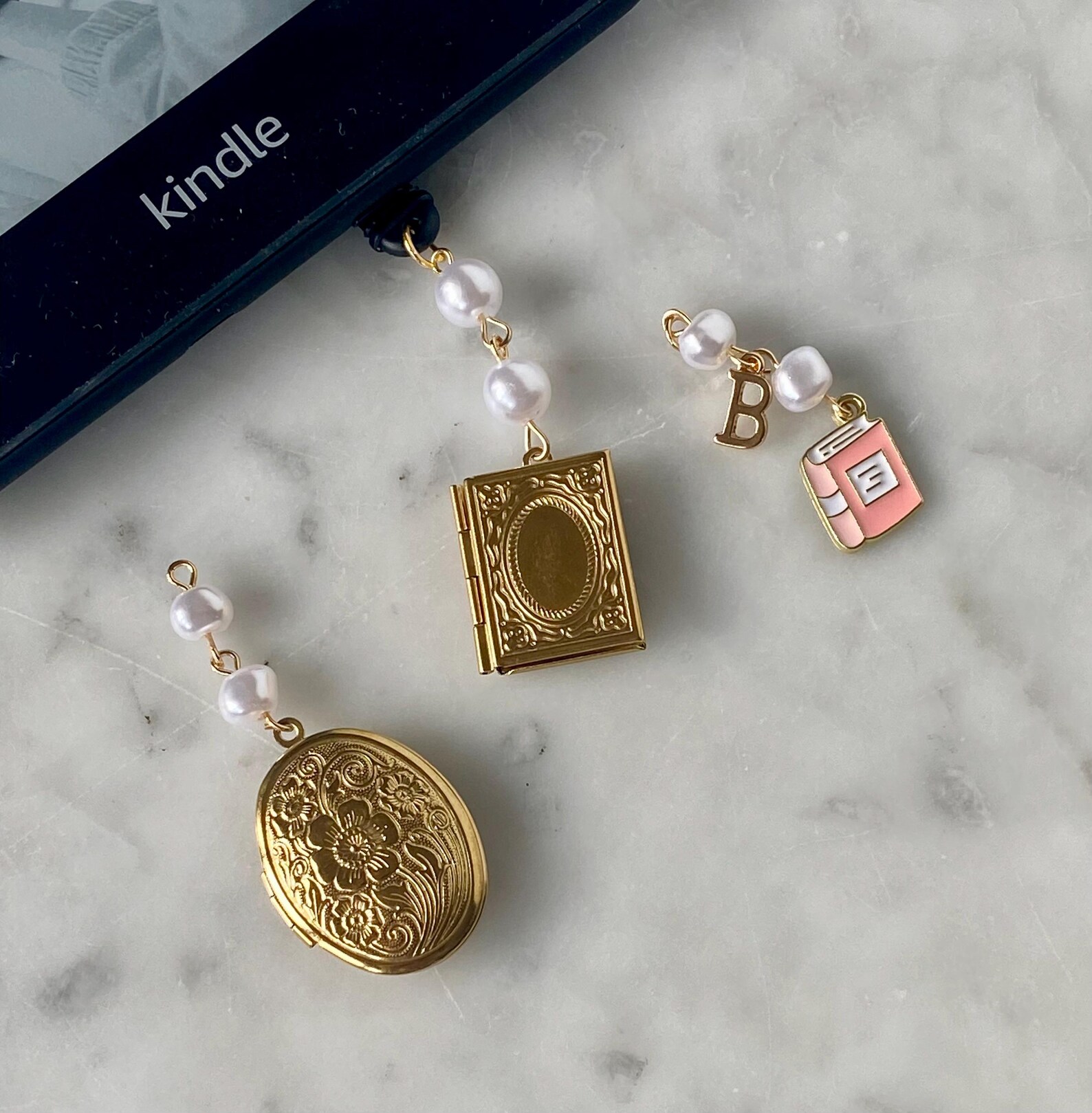 Locket Kindle Charm | Kindle Charm | Phone Charm | Bookish Merch ...