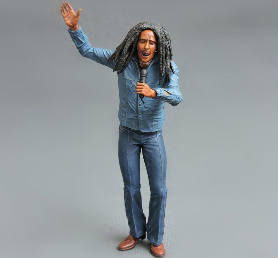 Bob Marley Music Legends Jamaica Singer & Microphone PVC Action Figure ...