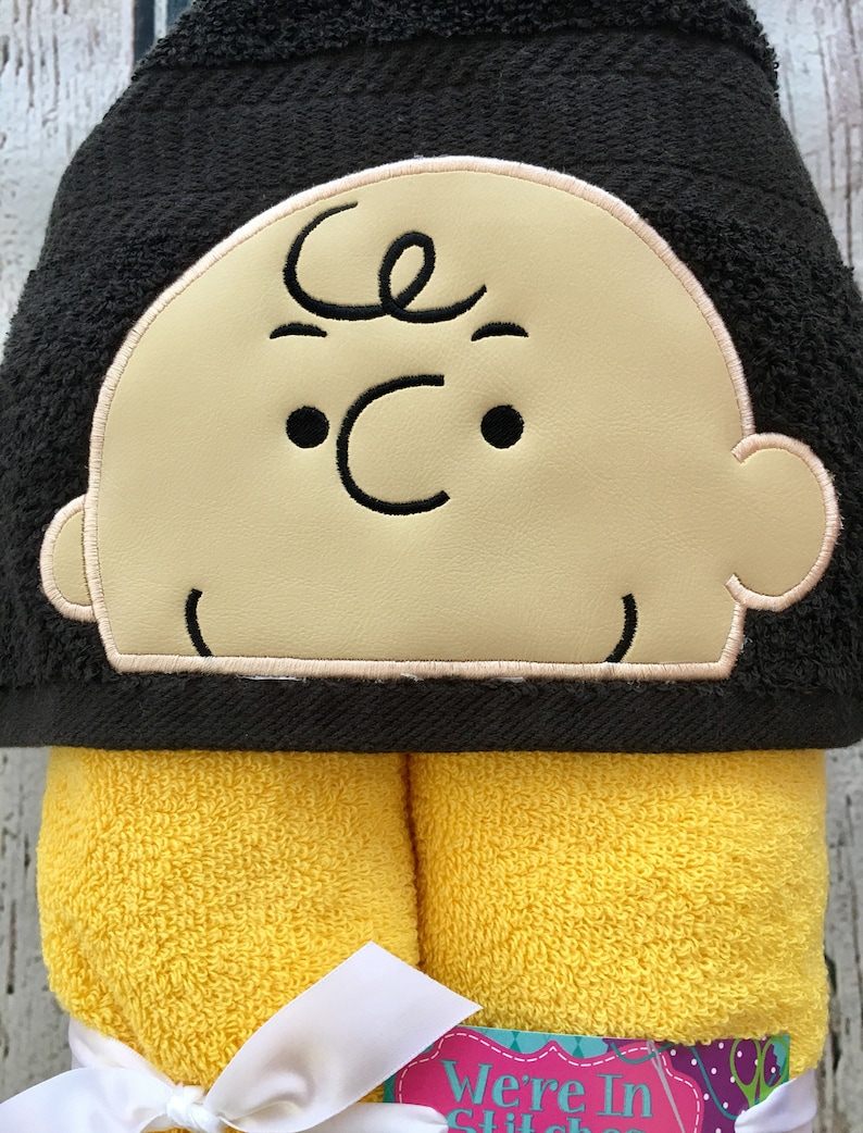 Charlie Brown Hooded Towel Charlie Brown Towel Pool Towel - Etsy
