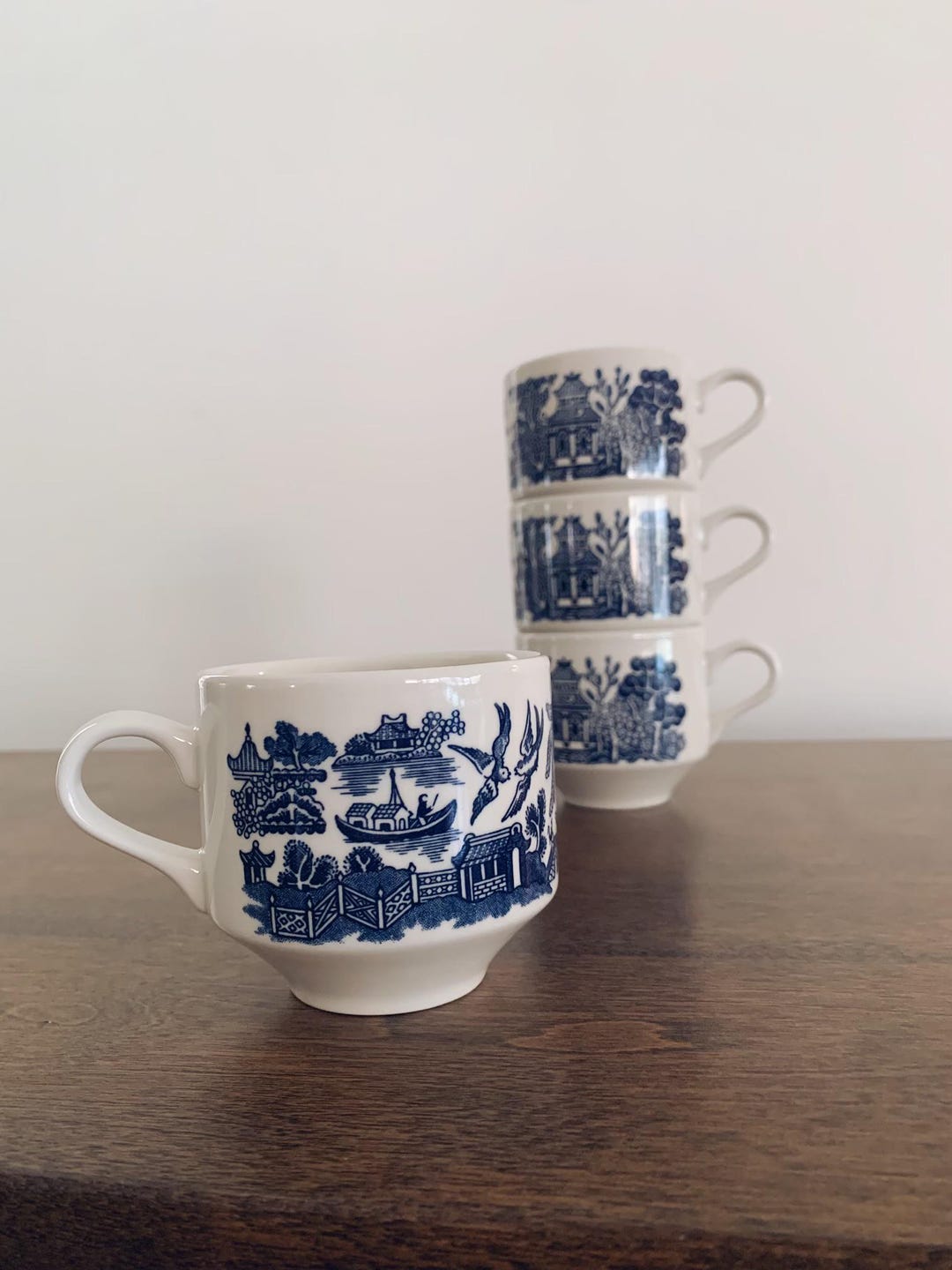 Vintage Churchill England Blue Willow Tea Cups Set of 4 Blue and White ...