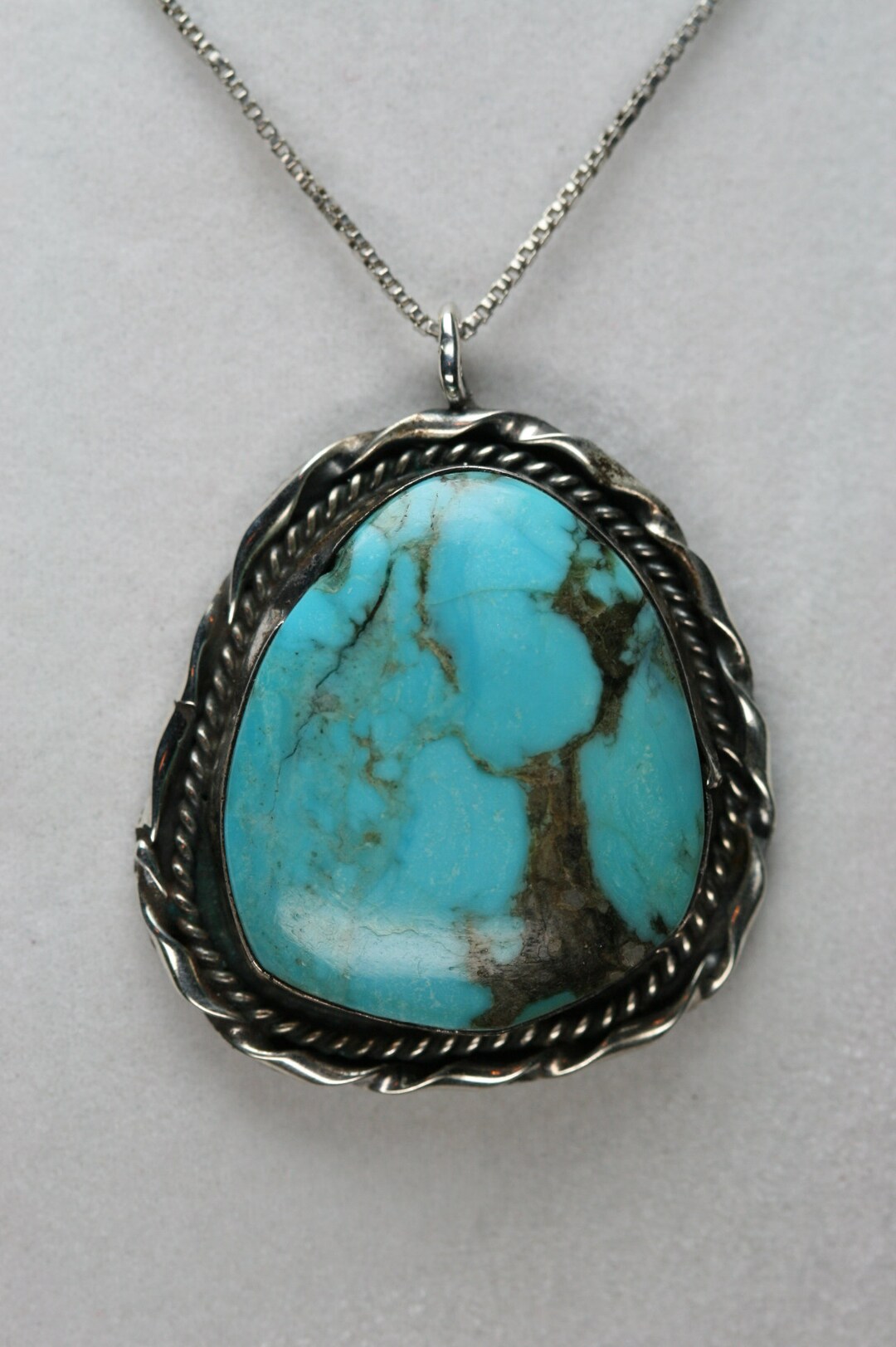 Vintage Sterling and Turquoise Pendant With Chain - Etsy