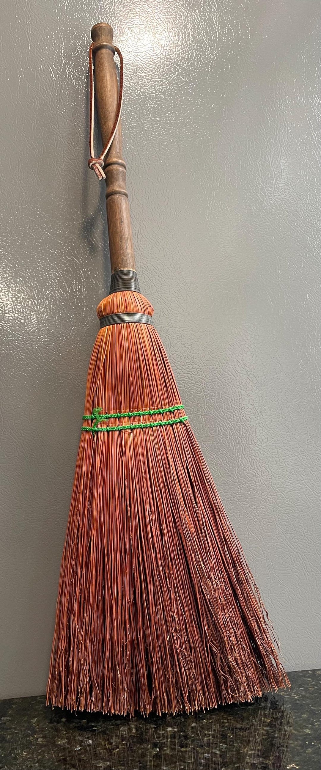 Vintage Primitive Farmhouse, Rustic, Red Straw Fireplace Hearth Broom ...