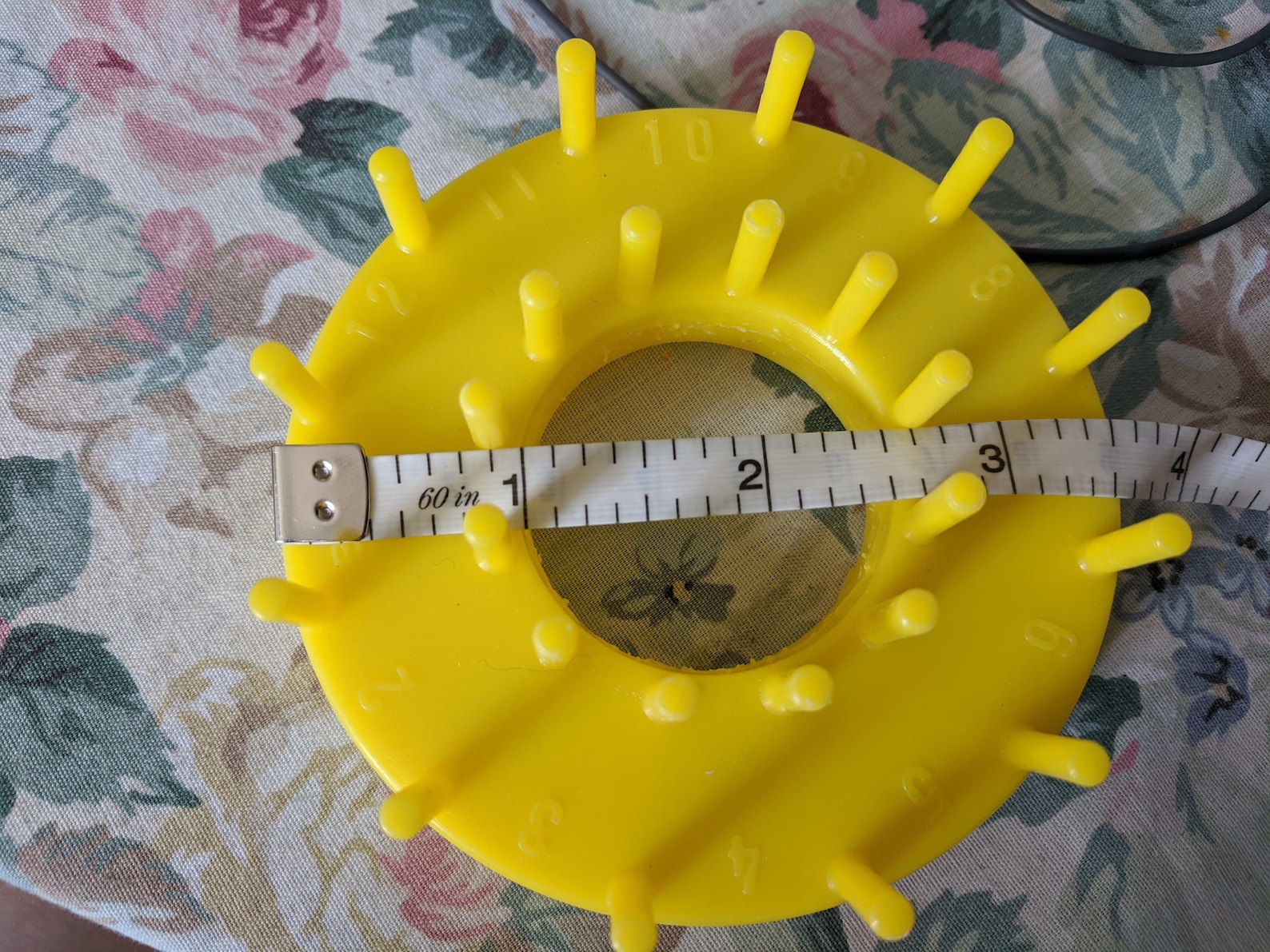 DIY Flower Loom Technique, Round Loom Tool, How to Make Shapes for ...