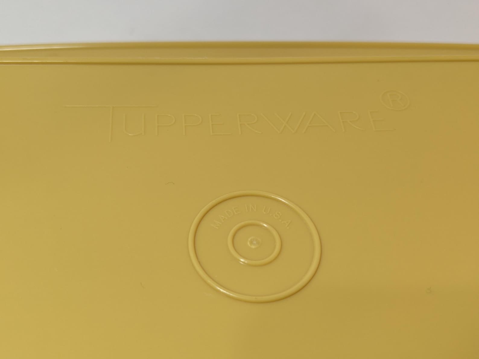 Vintage Tupperware Egg Container, 4 Piece Set, Harvest Yellow Gold, 2 ...