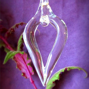 Handblown Glass Vulva Ornament Goddess Yoni Decoration Sun Catcher ...