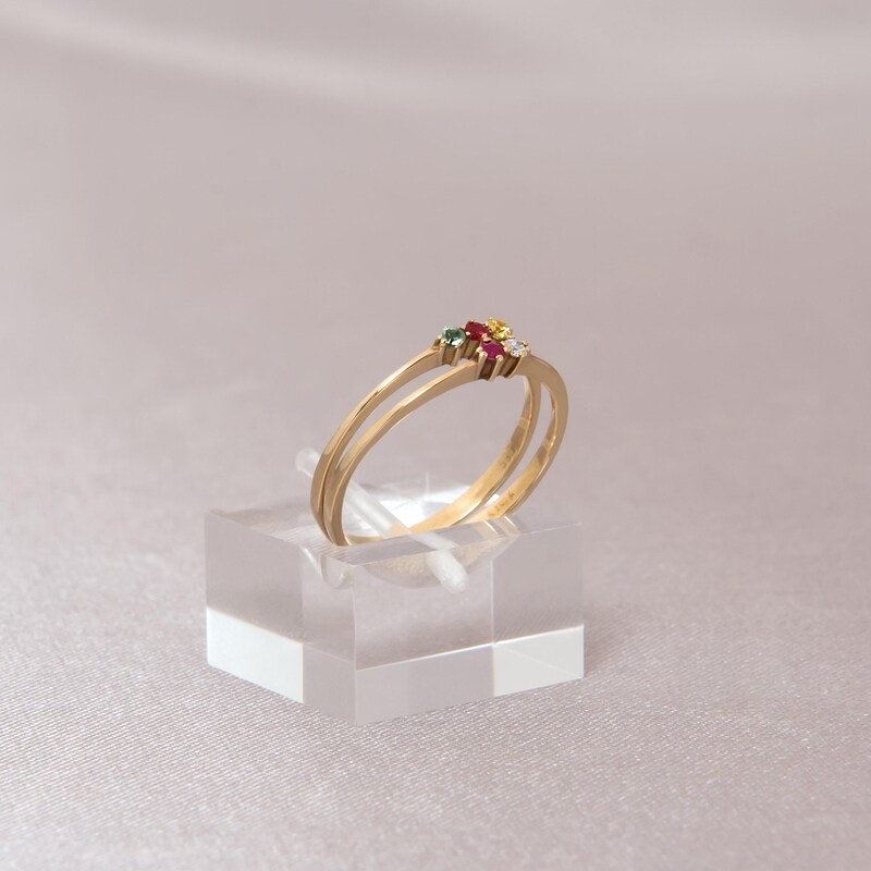 Gold Birthstone Ring - Etsy