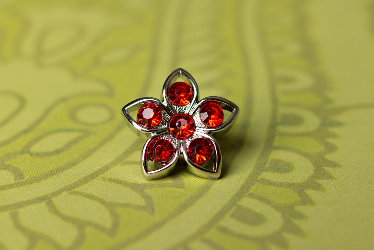 5 Rhinestone Buttons Red Star Buttons Kendall Button - Etsy