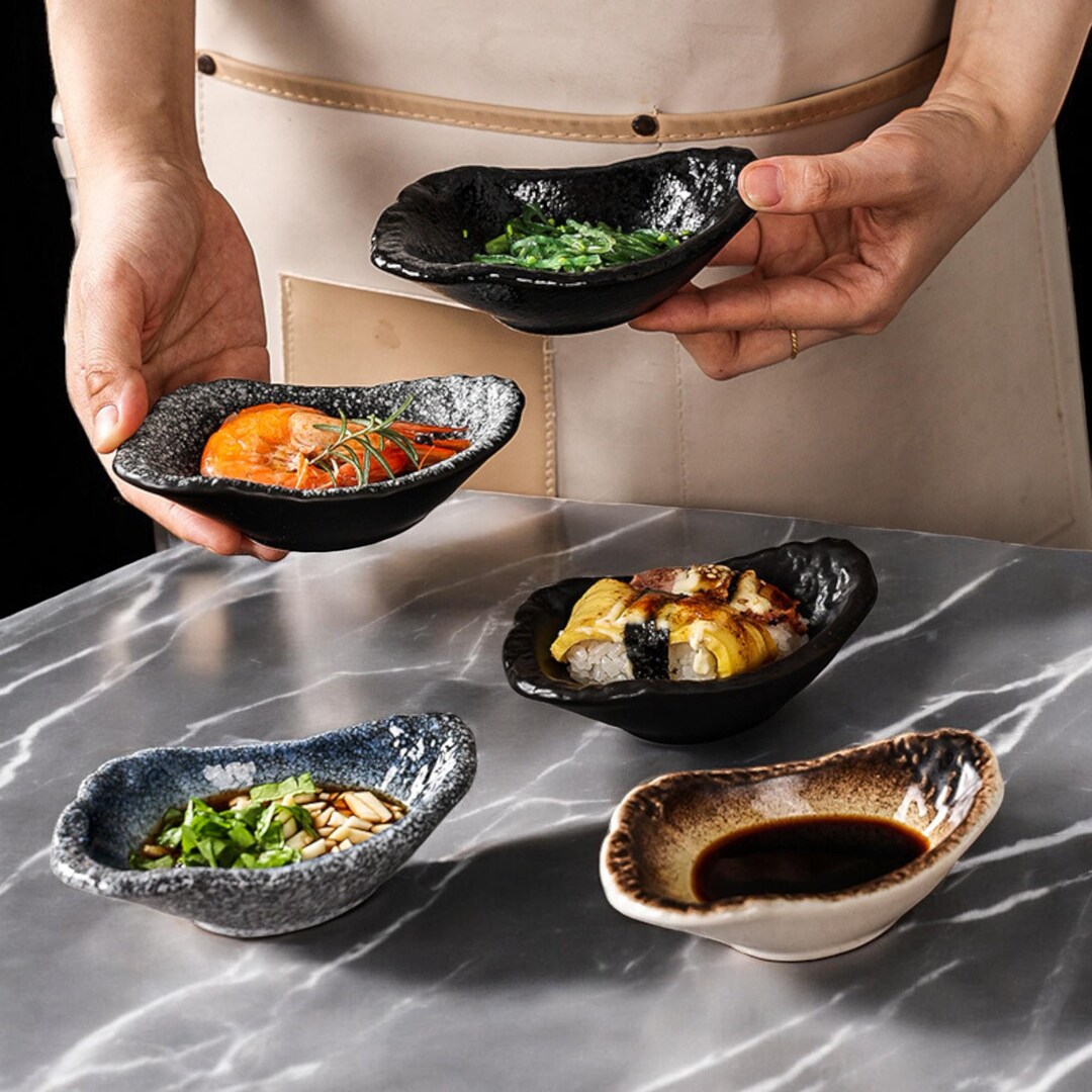 Japanese Retro Ceramic Soy Sauce Dish Home Vinegar & Spice Container ...