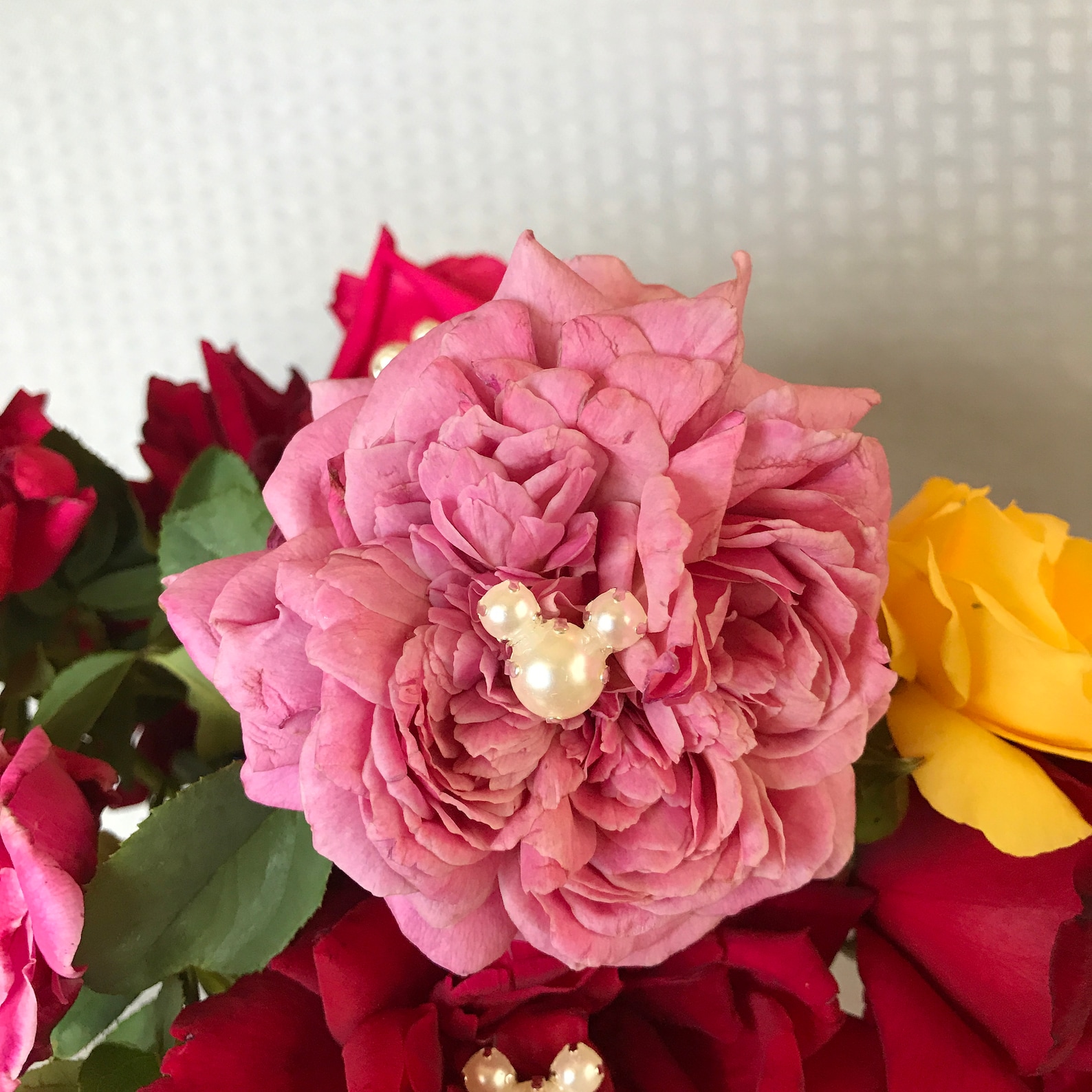 Single Pearl Mouse Silhouettes in Gold and Silver Tone | Etsy